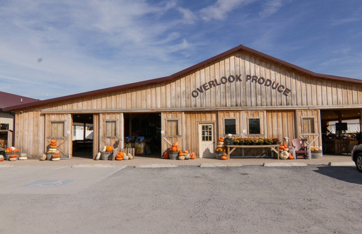 The Farm Market | Overlook Produce Bakery & Deli